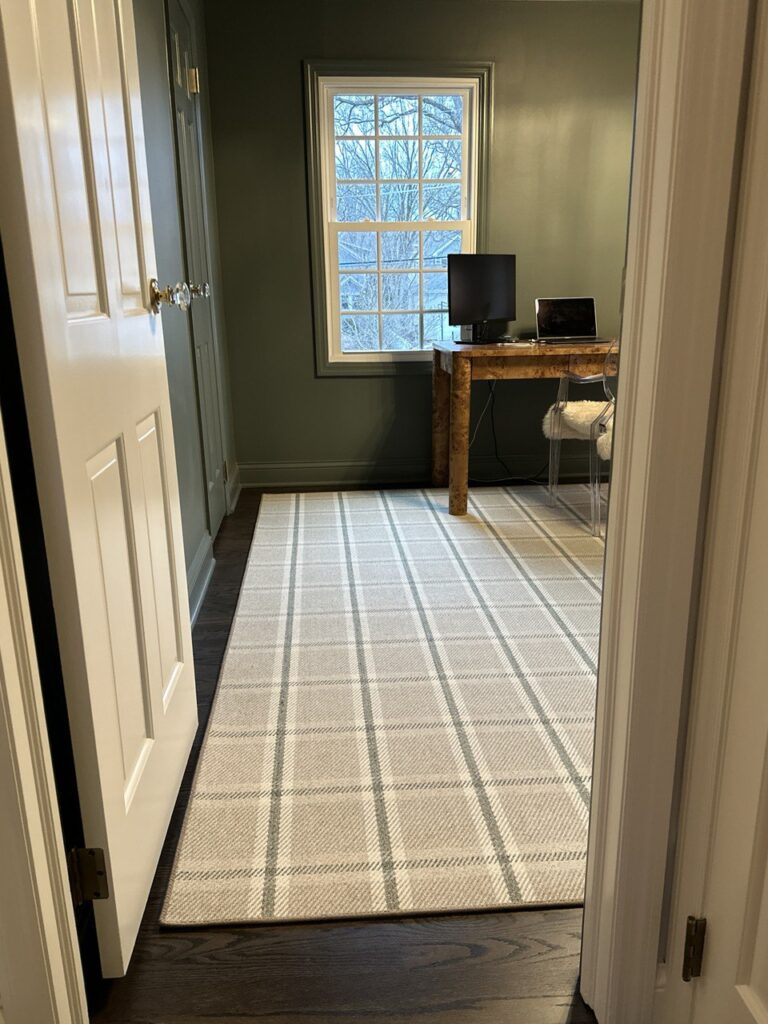 Custom Carpet in Chicago | Residential and Home Carpeting