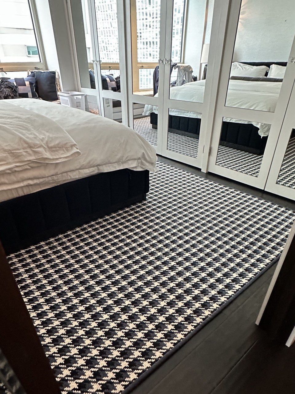 Custom Carpet in Chicago | Residential and Home Carpeting